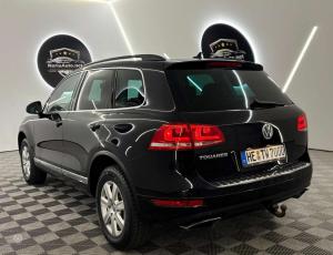 Melns Volkswagen Touareg 2012 Marijampole, ar dzinēja tilpumu 2.97 L un nobraukumu 237 tūkst. km par 11450 €, foto 27 vietnē AUTOMOTO.COM.LV