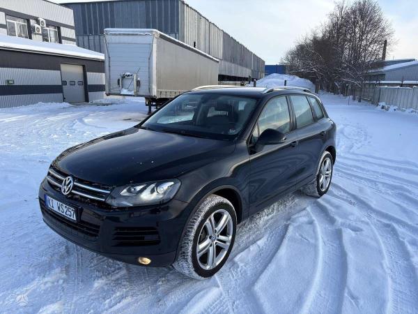 Melns Volkswagen Touareg 2012 Mažeikiai, ar dzinēja tilpumu 2.97 L un nobraukumu 178 tūkst. km par 8999 €, foto 1 vietnē AUTOMOTO.COM.LV