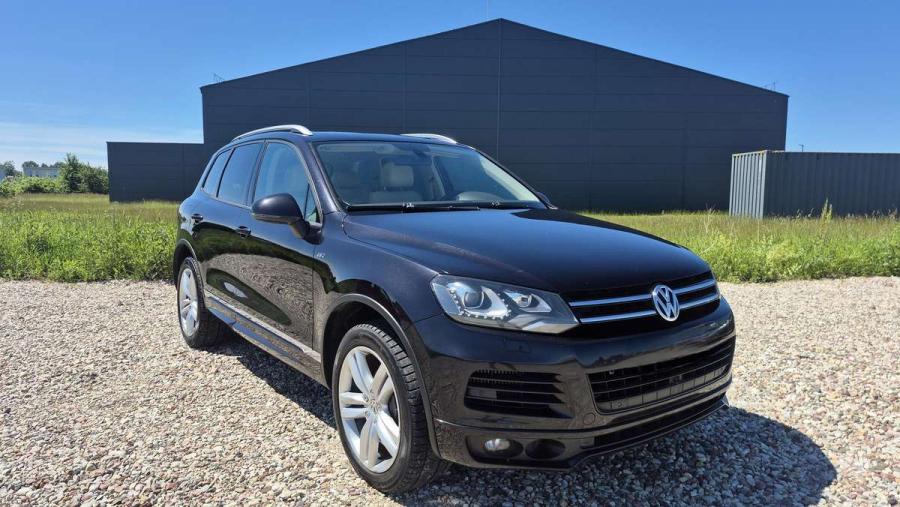Melns Volkswagen Touareg 2012 Klaipėda, ar dzinēja tilpumu 2.97 L un nobraukumu 399 tūkst. km par 7650 €, foto 1 vietnē AUTOMOTO.COM.LV