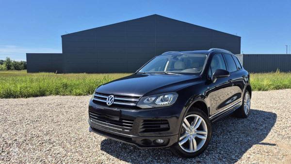 Melns Volkswagen Touareg 2012 Klaipėda, ar dzinēja tilpumu 2.97 L un nobraukumu 399 tūkst. km par 7650 €, foto 8 vietnē AUTOMOTO.COM.LV