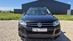 Melns Volkswagen Touareg 2012 Klaipėda, ar dzinēja tilpumu 2.97 L un nobraukumu 399 tūkst. km par 7650 €, foto 12 vietnē AUTOMOTO.COM.LV