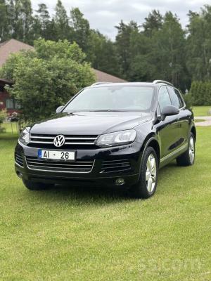 Melns Volkswagen Touareg 2012 Rīga, ar dzinēja tilpumu 3.00 L un nobraukumu 226 tūkst. km par 12700 €, foto 4 vietnē AUTOMOTO.COM.LV