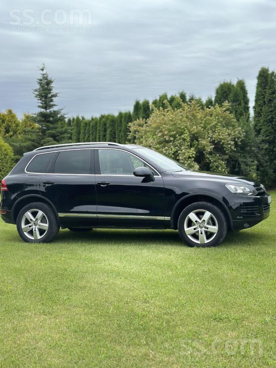 Melns Volkswagen Touareg 2012 Rīga, ar dzinēja tilpumu 3.00 L un nobraukumu 226 tūkst. km par 12700 €, foto 5 vietnē AUTOMOTO.COM.LV