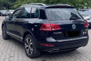 Melns Volkswagen Touareg 2012 Viļņa, ar dzinēja tilpumu 2.97 L un nobraukumu 306 tūkst. km par 10000 €, foto 5 vietnē AUTOMOTO.COM.LV