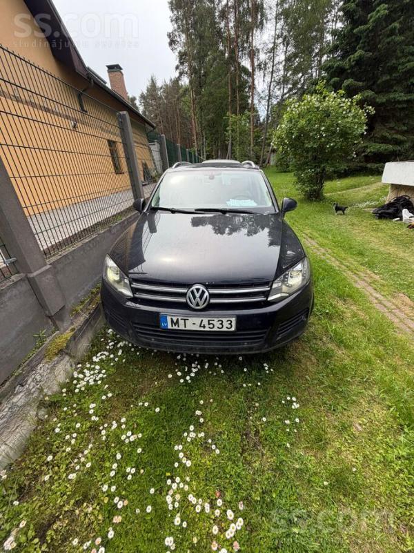 Melns Volkswagen Touareg 2012 Jūrmala, ar dzinēja tilpumu 3.00 L un nobraukumu 293 tūkst. km par 9900 €, foto 2 vietnē AUTOMOTO.COM.LV