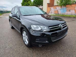 Melns Volkswagen Touareg 2012 Šauļi, ar dzinēja tilpumu 3.00 L un nobraukumu 251 tūkst. km par 9400 €, foto 4 vietnē AUTOMOTO.COM.LV