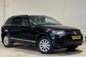 Black Volkswagen Touareg 2012 in Klaipeda, with an engine capacity of 3.60 L and mileage of 264 thousand km for 7900 €, photo 10 on AUTOMOTO.COM.LV