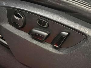 Melns Volkswagen Touareg 2012 Marijampole, ar dzinēja tilpumu 2.97 L un nobraukumu 326 tūkst. km par 12650 €, foto 13 vietnē AUTOMOTO.COM.LV