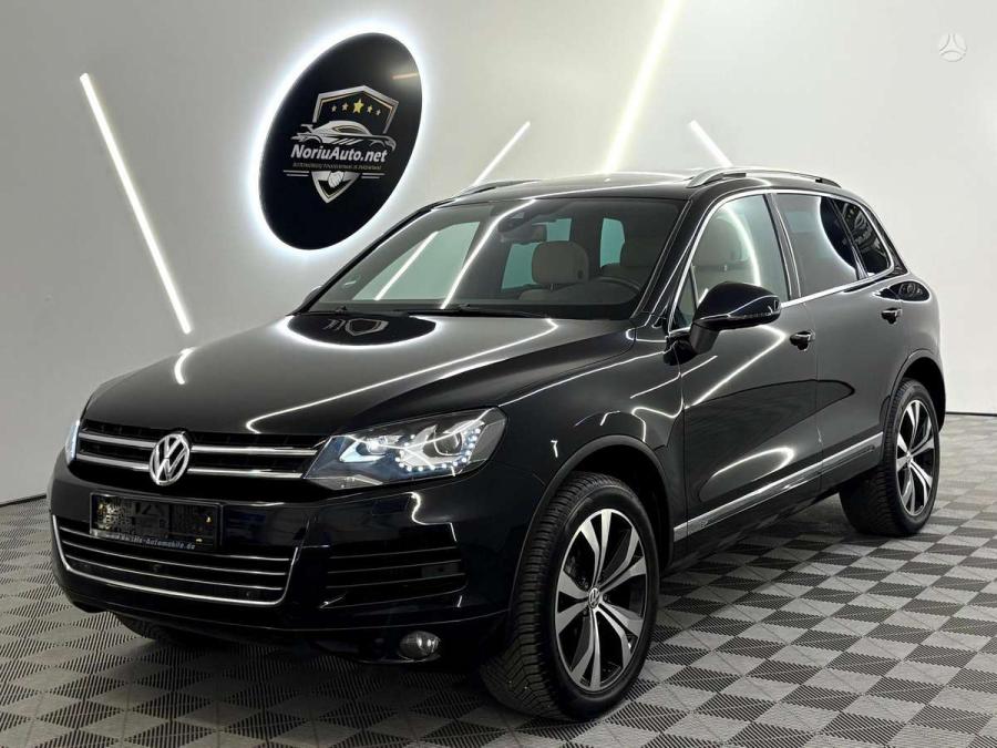Melns Volkswagen Touareg 2012 Marijampole, ar dzinēja tilpumu 2.97 L un nobraukumu 326 tūkst. km par 12650 €, foto 18 vietnē AUTOMOTO.COM.LV