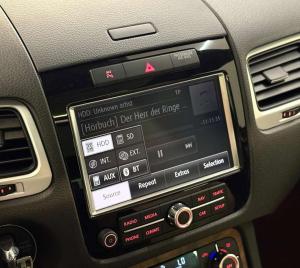 Melns Volkswagen Touareg 2012 Marijampole, ar dzinēja tilpumu 2.97 L un nobraukumu 326 tūkst. km par 12650 €, foto 24 vietnē AUTOMOTO.COM.LV