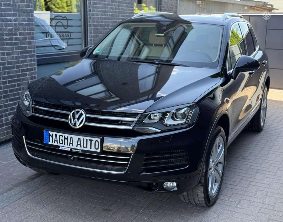 Melns Volkswagen Touareg 2012 Marijampole, ar dzinēja tilpumu 2.97 L un nobraukumu 278 tūkst. km par 13250 €, foto 7 vietnē AUTOMOTO.COM.LV