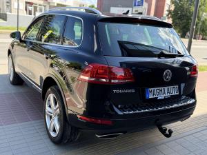 Melns Volkswagen Touareg 2012 Marijampole, ar dzinēja tilpumu 2.97 L un nobraukumu 278 tūkst. km par 13250 €, foto 16 vietnē AUTOMOTO.COM.LV