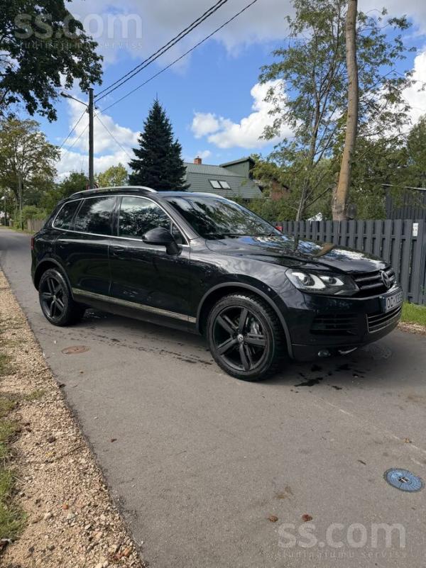 Melns Volkswagen Touareg 2012 Rīga, ar dzinēja tilpumu 3.00 L un nobraukumu 308 tūkst. km par 11850 €, foto 9 vietnē AUTOMOTO.COM.LV