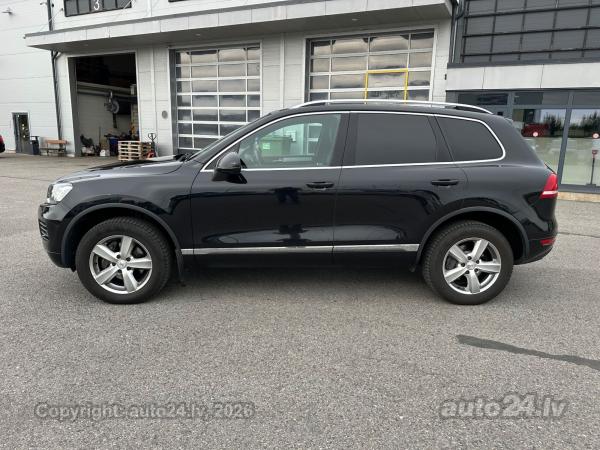 Volkswagen Touareg 2012 Tartu vietnē Melns Volkswagen Touareg 2012 Tartu, ar dzinēja tilpumu 3.00 L un nobraukumu 0 tūkst. km par 11999 €, foto 9 vietnē AUTOMOTO.COM.LV