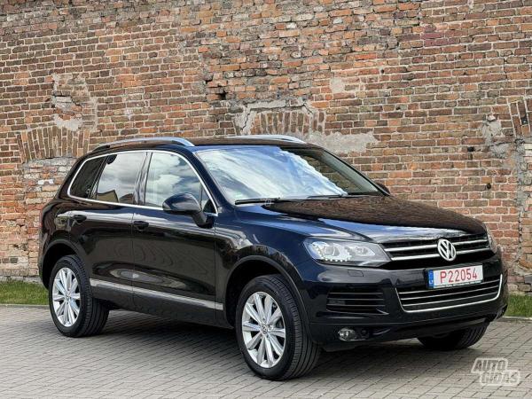 Melns Volkswagen Touareg 2013 Kėdainiai, ar dzinēja tilpumu 3.00 L un nobraukumu 220 tūkst. km par 12250 €, foto 1 vietnē AUTOMOTO.COM.LV