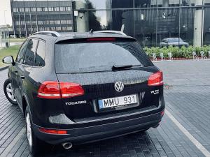 Melns Volkswagen Touareg 2013 Viļņa, ar dzinēja tilpumu 2.97 L un nobraukumu 294 tūkst. km par 9200 €, foto 17 vietnē AUTOMOTO.COM.LV