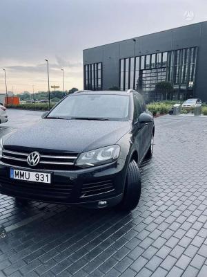 Melns Volkswagen Touareg 2013 Viļņa, ar dzinēja tilpumu 2.97 L un nobraukumu 294 tūkst. km par 9200 €, foto 22 vietnē AUTOMOTO.COM.LV