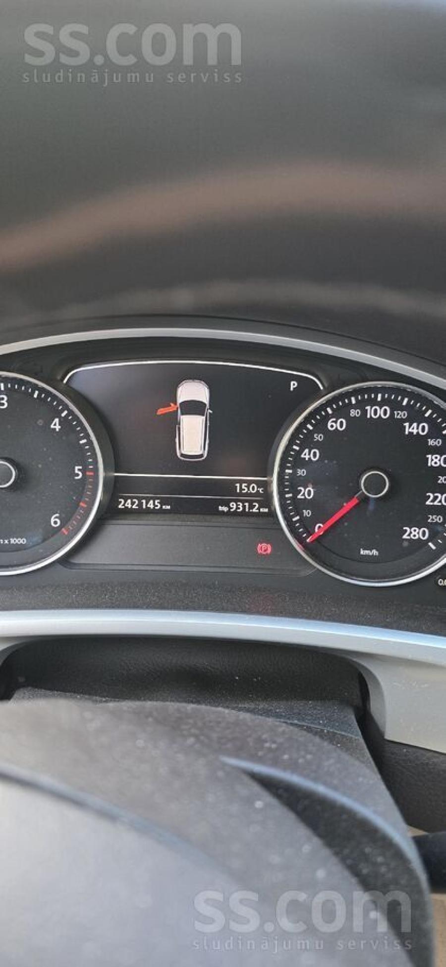 Melns Volkswagen Touareg 2013 Rīga, ar dzinēja tilpumu 3.00 L un nobraukumu 242 tūkst. km par 9000 €, foto 9 vietnē AUTOMOTO.COM.LV