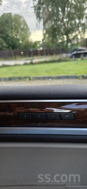 Melns Volkswagen Touareg 2013 Rīga, ar dzinēja tilpumu 3.00 L un nobraukumu 242 tūkst. km par 9000 €, foto 11 vietnē AUTOMOTO.COM.LV