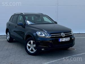 Melns Volkswagen Touareg 2013 Rīga, ar dzinēja tilpumu 3.00 L un nobraukumu 0 tūkst. km par 13000 €, foto  vietnē AUTOMOTO.COM.LV