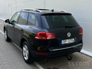 Melns Volkswagen Touareg 2013 Rīga, ar dzinēja tilpumu 3.00 L un nobraukumu 0 tūkst. km par 13000 €, foto 13 vietnē AUTOMOTO.COM.LV