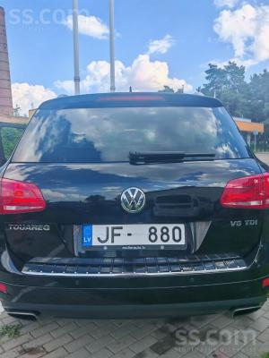 Melns Volkswagen Touareg 2013 Jūrmala, ar dzinēja tilpumu 4.20 L un nobraukumu 486 tūkst. km par 14900 €, foto 5 vietnē AUTOMOTO.COM.LV