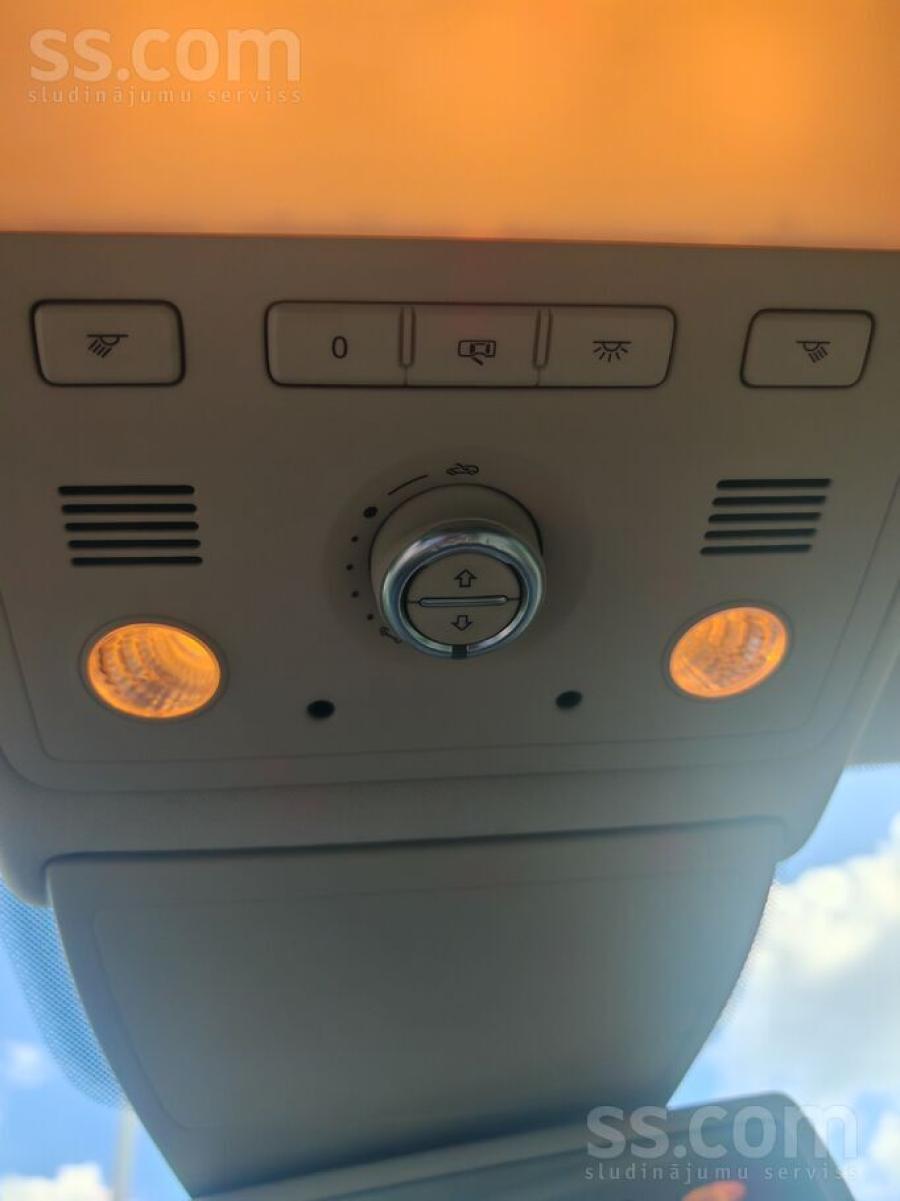 Melns Volkswagen Touareg 2013 Jūrmala, ar dzinēja tilpumu 4.20 L un nobraukumu 486 tūkst. km par 14900 €, foto 16 vietnē AUTOMOTO.COM.LV