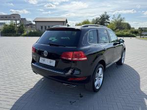 Black Volkswagen Touareg 2013 in Telschi, with an engine capacity of 2.97 L and mileage of 251 thousand km for 11300 €, photo 7 on AUTOMOTO.COM.LV