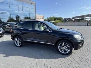 Black Volkswagen Touareg 2013 in Telschi, with an engine capacity of 2.97 L and mileage of 251 thousand km for 11300 €, photo 9 on AUTOMOTO.COM.LV