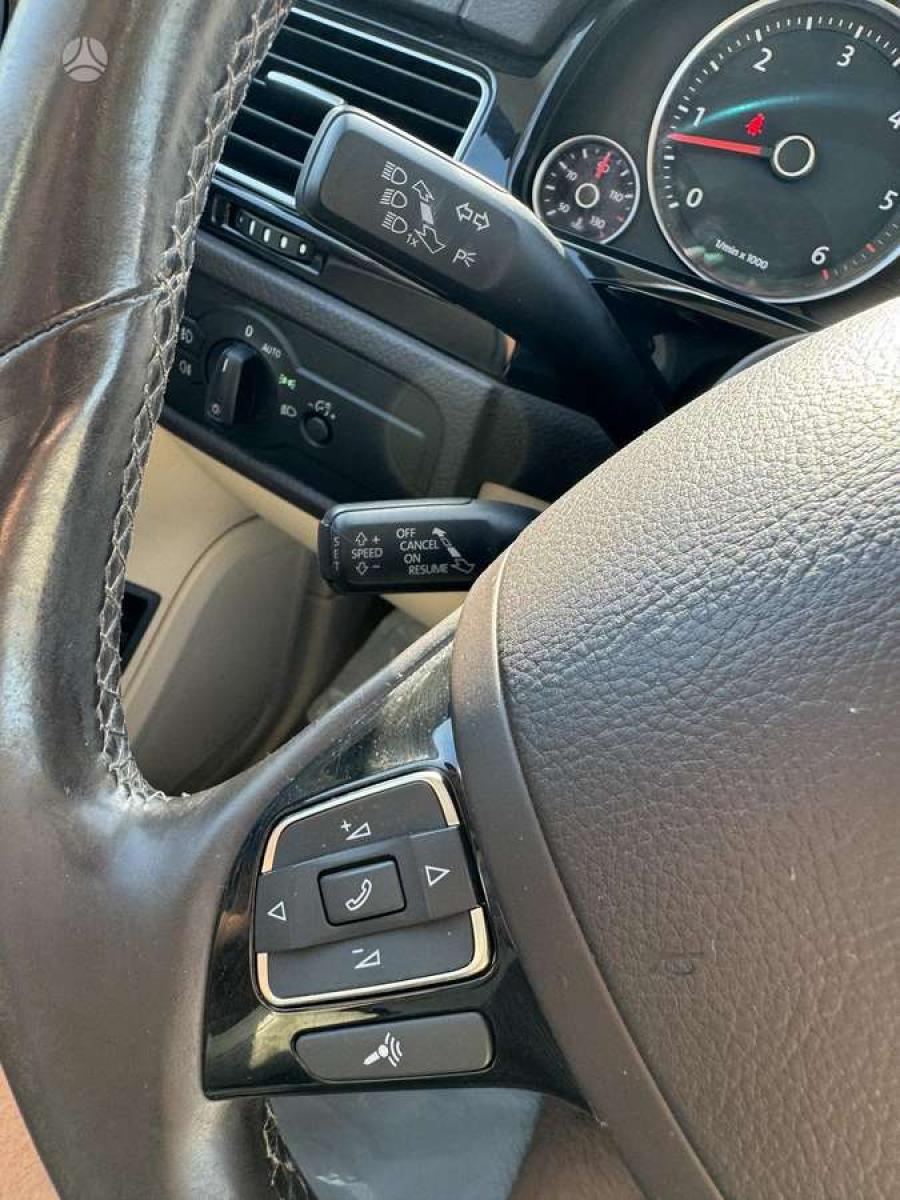 Black Volkswagen Touareg 2013 in Telschi, with an engine capacity of 2.97 L and mileage of 251 thousand km for 11300 €, photo 37 on AUTOMOTO.COM.LV