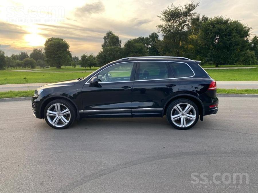 Melns Volkswagen Touareg 2013 Rīga, ar dzinēja tilpumu 3.00 L un nobraukumu 288 tūkst. km par 13700 €, foto 7 vietnē AUTOMOTO.COM.LV