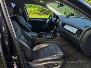 Melns Volkswagen Touareg 2013 Tallina, ar dzinēja tilpumu 3.00 L un nobraukumu 285 tūkst. km par 8990 €, foto 9 vietnē AUTOMOTO.COM.LV