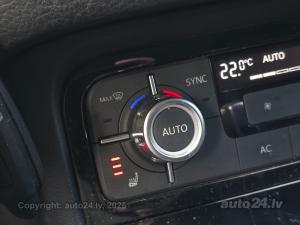 Melns Volkswagen Touareg 2013 Tallina, ar dzinēja tilpumu 3.00 L un nobraukumu 285 tūkst. km par 8990 €, foto 17 vietnē AUTOMOTO.COM.LV