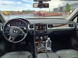 Melns Volkswagen Touareg 2013 Tallina, ar dzinēja tilpumu 3.00 L un nobraukumu 194 tūkst. km par 12500 €, foto 9 vietnē AUTOMOTO.COM.LV