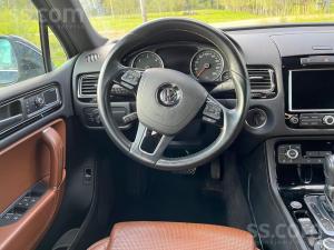 Melns Volkswagen Touareg 2014 Rīga, ar dzinēja tilpumu 3.00 L un nobraukumu 216 tūkst. km par 10955 €, foto 7 vietnē AUTOMOTO.COM.LV