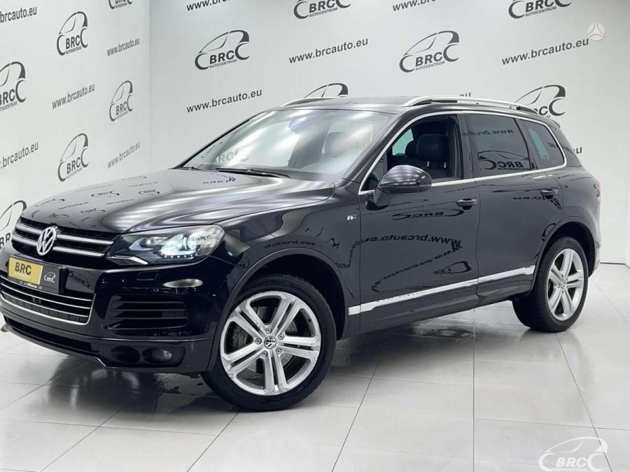 Black Volkswagen Touareg 2014 in Vilnius, with an engine capacity of 4.13 L and mileage of 270 thousand km for 14800 €, photo 1 on AUTOMOTO.COM.LV