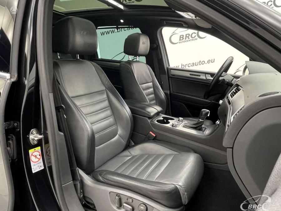 Black Volkswagen Touareg 2014 in Vilnius, with an engine capacity of 4.13 L and mileage of 270 thousand km for 14800 €, photo 8 on AUTOMOTO.COM.LV