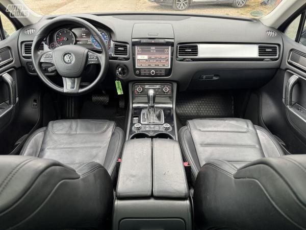 Melns Volkswagen Touareg 2014 Viļņa, ar dzinēja tilpumu 3.00 L un nobraukumu 206 tūkst. km par 12750 €, foto 9 vietnē AUTOMOTO.COM.LV