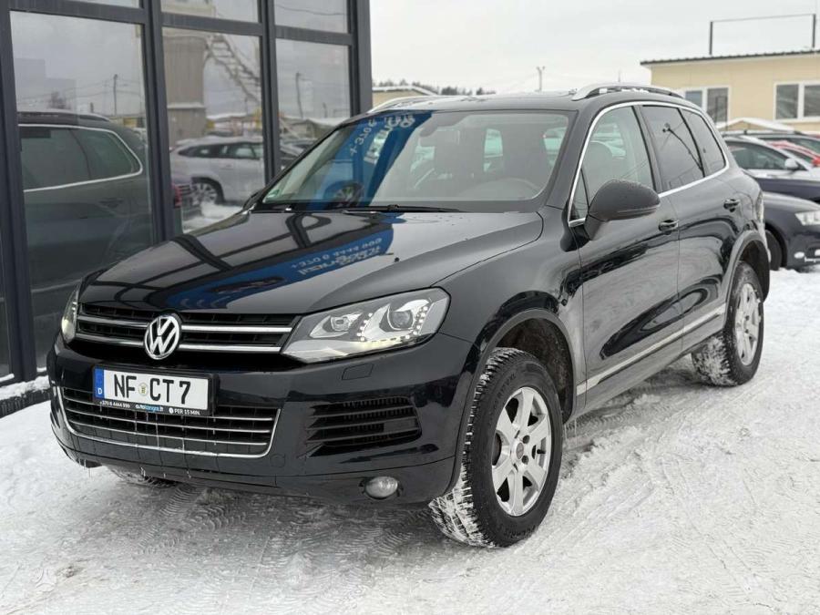 Melns Volkswagen Touareg 2014 Viļņa, ar dzinēja tilpumu 3.00 L un nobraukumu 206 tūkst. km par 12750 €, foto 1 vietnē AUTOMOTO.COM.LV