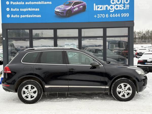 Melns Volkswagen Touareg 2014 Viļņa, ar dzinēja tilpumu 3.00 L un nobraukumu 206 tūkst. km par 12450 €, foto 5 vietnē AUTOMOTO.COM.LV