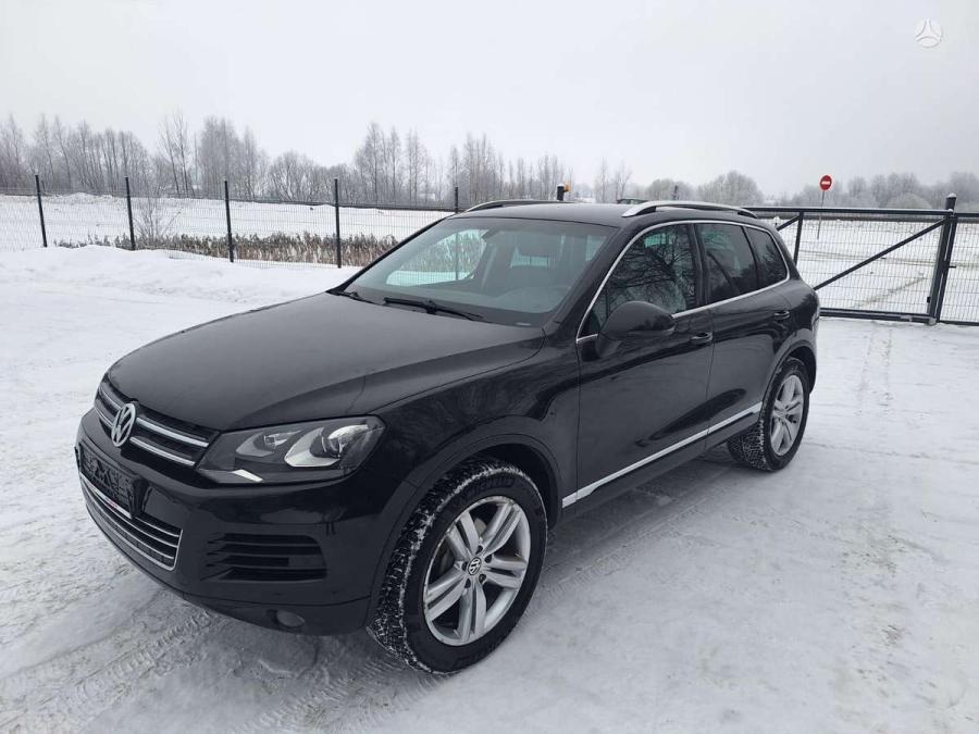 Melns Volkswagen Touareg 2014 Kauņa, ar dzinēja tilpumu 2.97 L un nobraukumu 205 tūkst. km par 11850 €, foto 1 vietnē AUTOMOTO.COM.LV