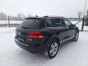 Melns Volkswagen Touareg 2014 Kauņa, ar dzinēja tilpumu 2.97 L un nobraukumu 205 tūkst. km par 11850 €, foto 9 vietnē AUTOMOTO.COM.LV