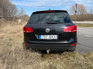 Melns Volkswagen Touareg 2014 Tallina, ar dzinēja tilpumu 3.00 L un nobraukumu 234 tūkst. km par 11500 €, foto 10 vietnē AUTOMOTO.COM.LV
