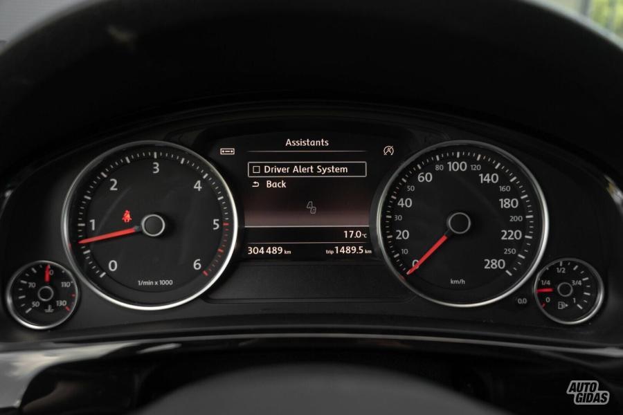 Melns Volkswagen Touareg 2014 Viļņa, ar dzinēja tilpumu 0.00 L un nobraukumu 305 tūkst. km par 12900 €, foto 24 vietnē AUTOMOTO.COM.LV