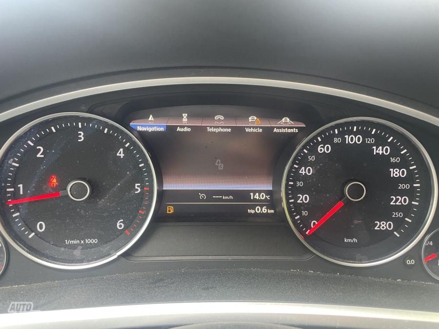 Melns Volkswagen Touareg 2014 Viļņa, ar dzinēja tilpumu 3.00 L un nobraukumu 100 tūkst. km par 9850 €, foto 3 vietnē AUTOMOTO.COM.LV