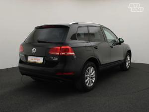 Melns Volkswagen Touareg 2014 Viļņa, ar dzinēja tilpumu 3.00 L un nobraukumu 200 tūkst. km par 14299 €, foto 9 vietnē AUTOMOTO.COM.LV