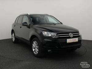 Melns Volkswagen Touareg 2014 Viļņa, ar dzinēja tilpumu 3.00 L un nobraukumu 200 tūkst. km par 14299 €, foto 11 vietnē AUTOMOTO.COM.LV