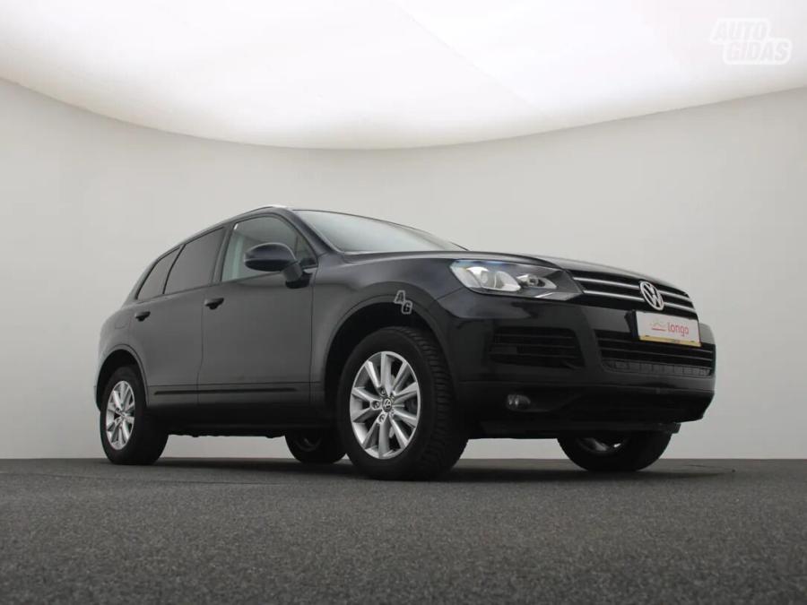 Melns Volkswagen Touareg 2014 Viļņa, ar dzinēja tilpumu 3.00 L un nobraukumu 200 tūkst. km par 14299 €, foto 12 vietnē AUTOMOTO.COM.LV