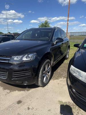 Melns Volkswagen Touareg 2014 Jurbarkas, ar dzinēja tilpumu 3.00 L un nobraukumu 300 tūkst. km par 10499 €, foto 22 vietnē AUTOMOTO.COM.LV