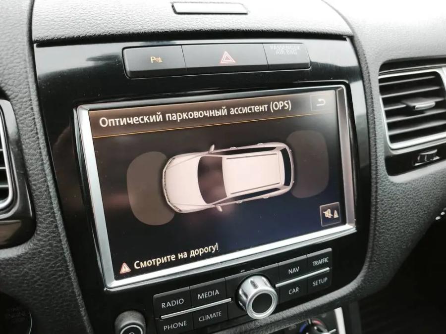 Черный Фольксваген Туарег 2014 в Цесис, объемом двигателя 3.00 л и пробегом 280 тыс. км за 12150 €, фото 26 на AUTOMOTO.COM.LV